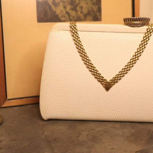 Jewelry | Smooth Gold V Shaped Chain | Poshmark
